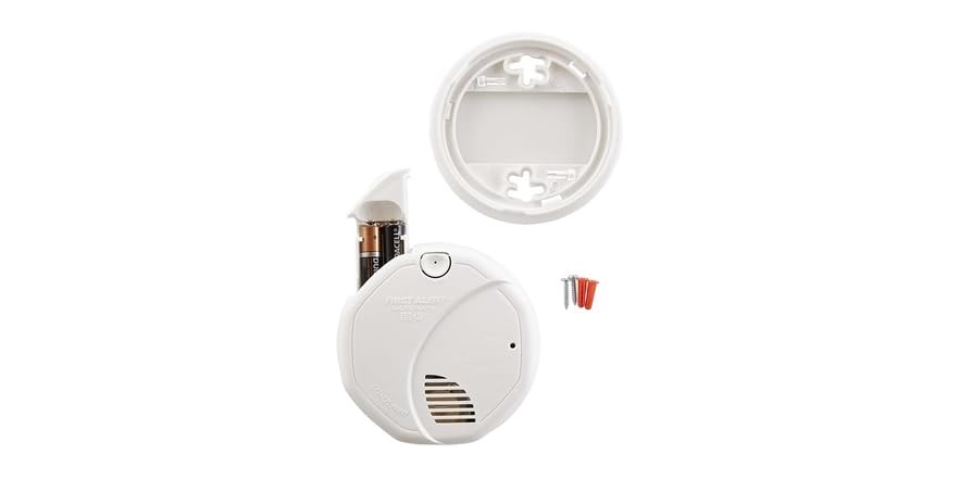 First Alert Dual-Sensor Smoke & Fire Alarm