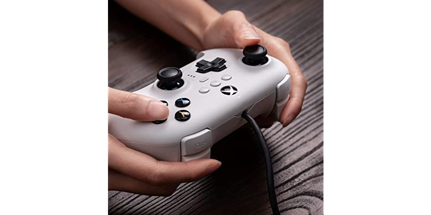 (NEW) 8Bitdo Ultimate Wired Controller