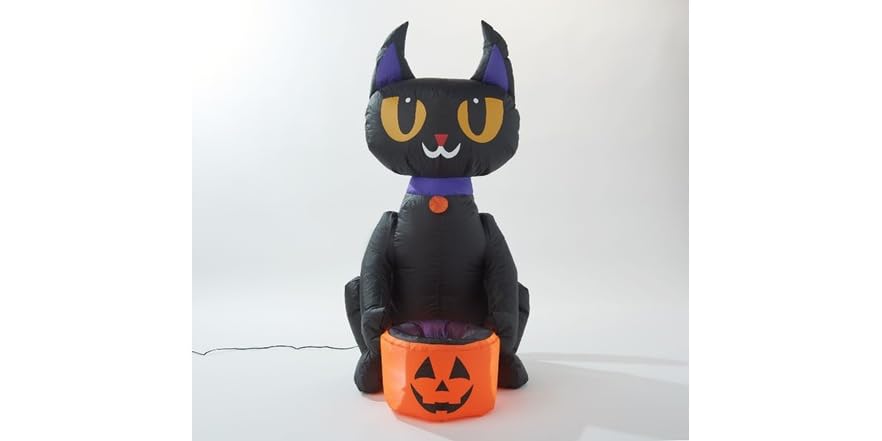 Illuminated Halloween Inflatable Cat
