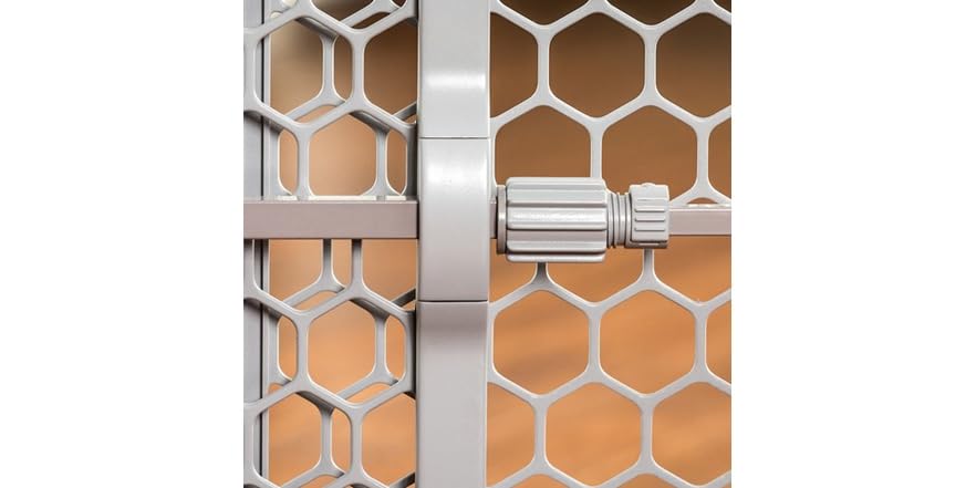 Carlson Plastic Expandable Pet Gate