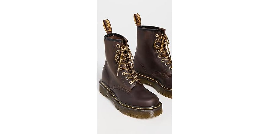 Dr. Martens Unisex Combat Boot 5W/4M