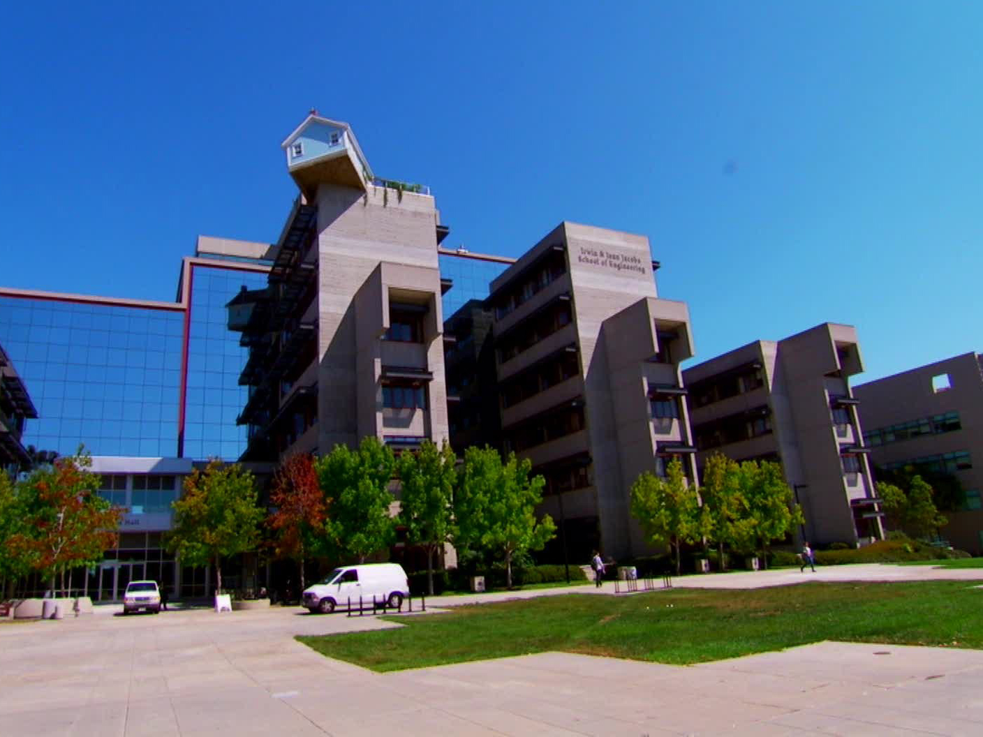 Prime Video: Home Strange Home - Season 1