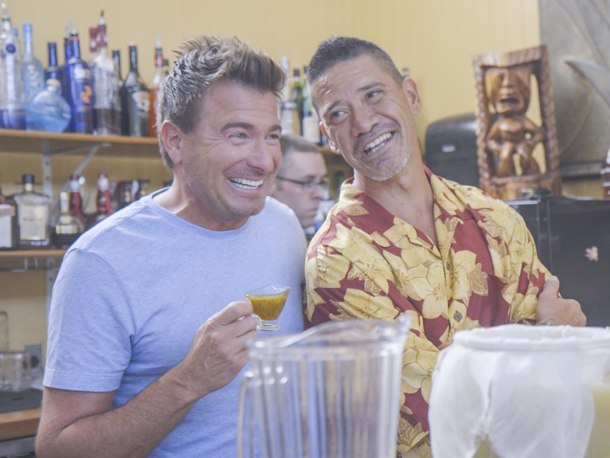 Prime Video: Booze Traveler: Best Bars - Season 1