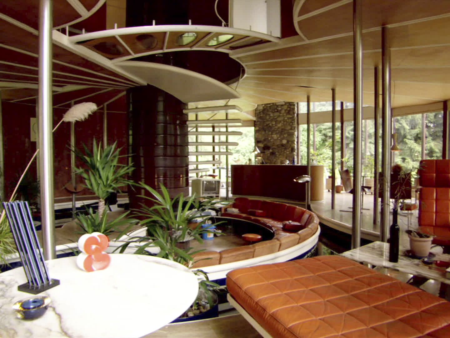 Prime Video: World's Most Extreme Homes - Season 3