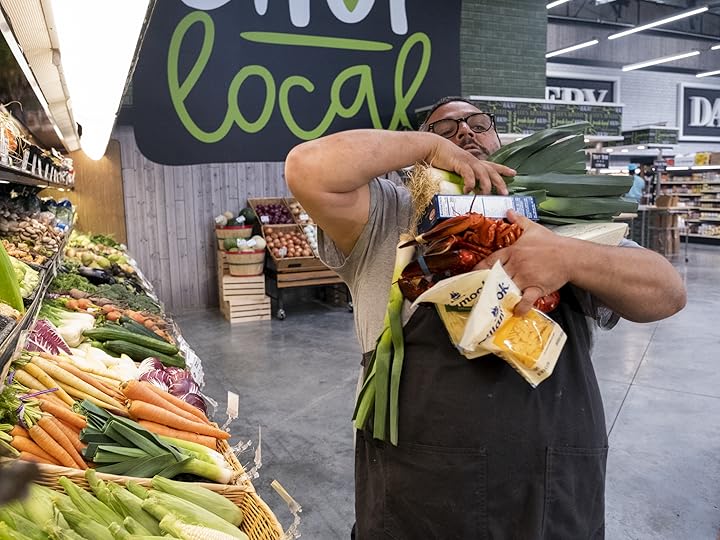 Amazon.com: Guy's Grocery Games - Season 32 : Crista Luedtke, Braunda ...