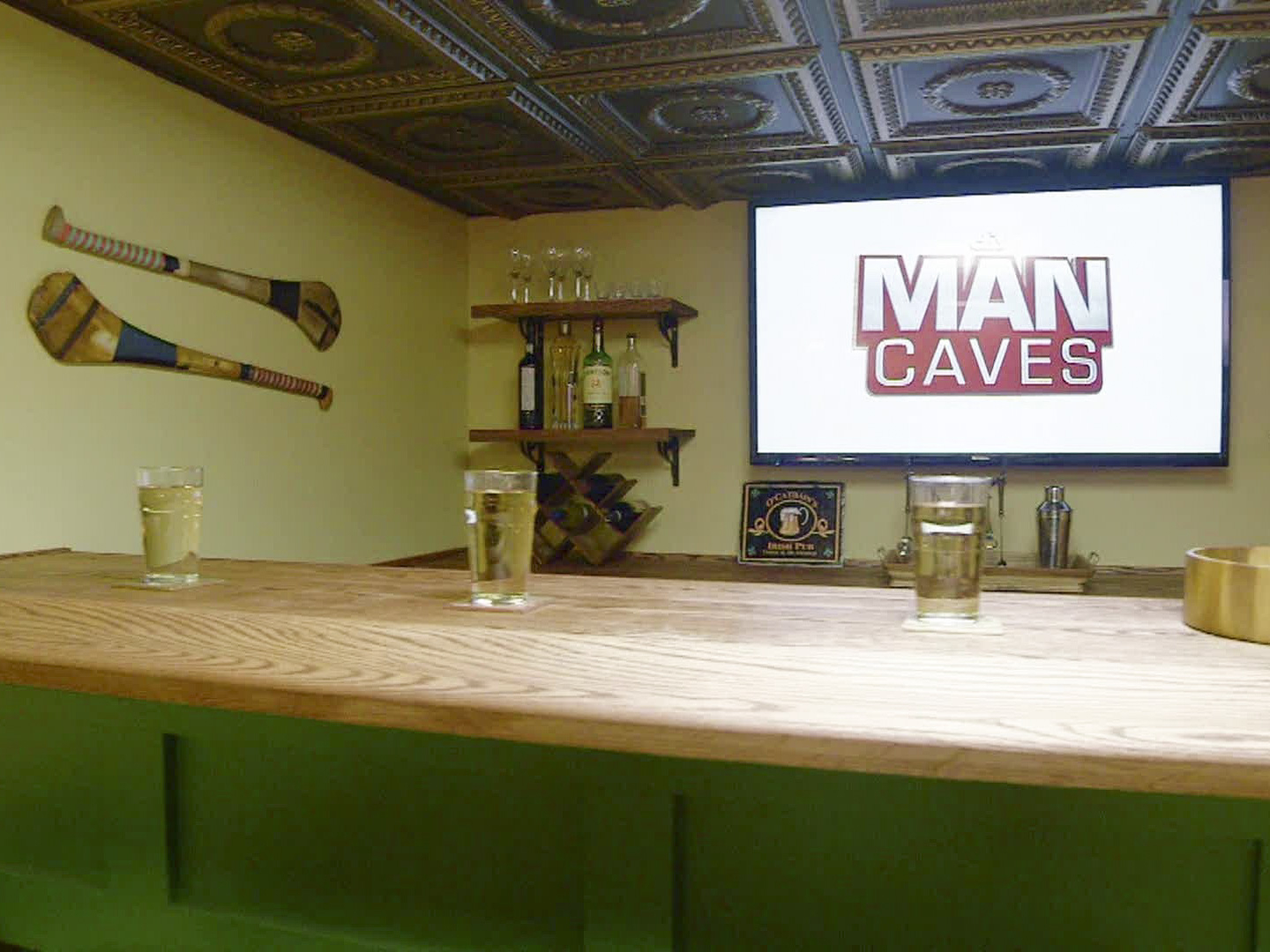 Prime Video: Man Caves - Season 14