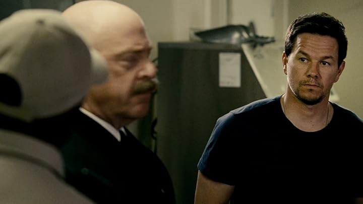 Amazon.com: Contraband : Mark Wahlberg, Kate Beckinsale, Giovanni ...