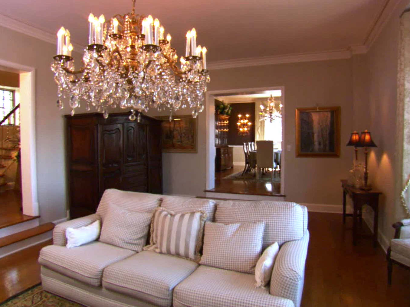 Prime Video: If Walls Could Talk... - Season 20