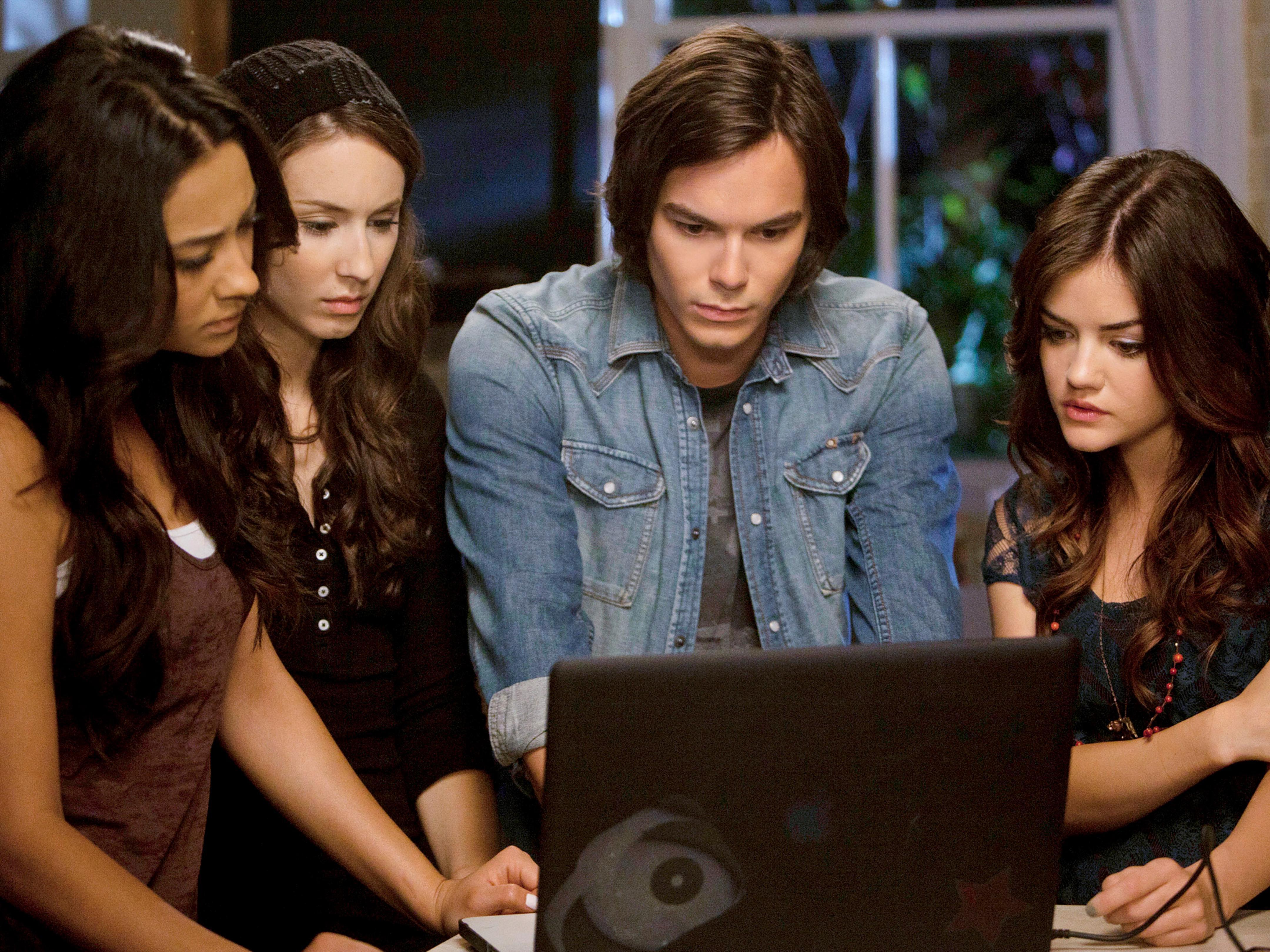 Prime Video: Pretty Little Liars - Season 2