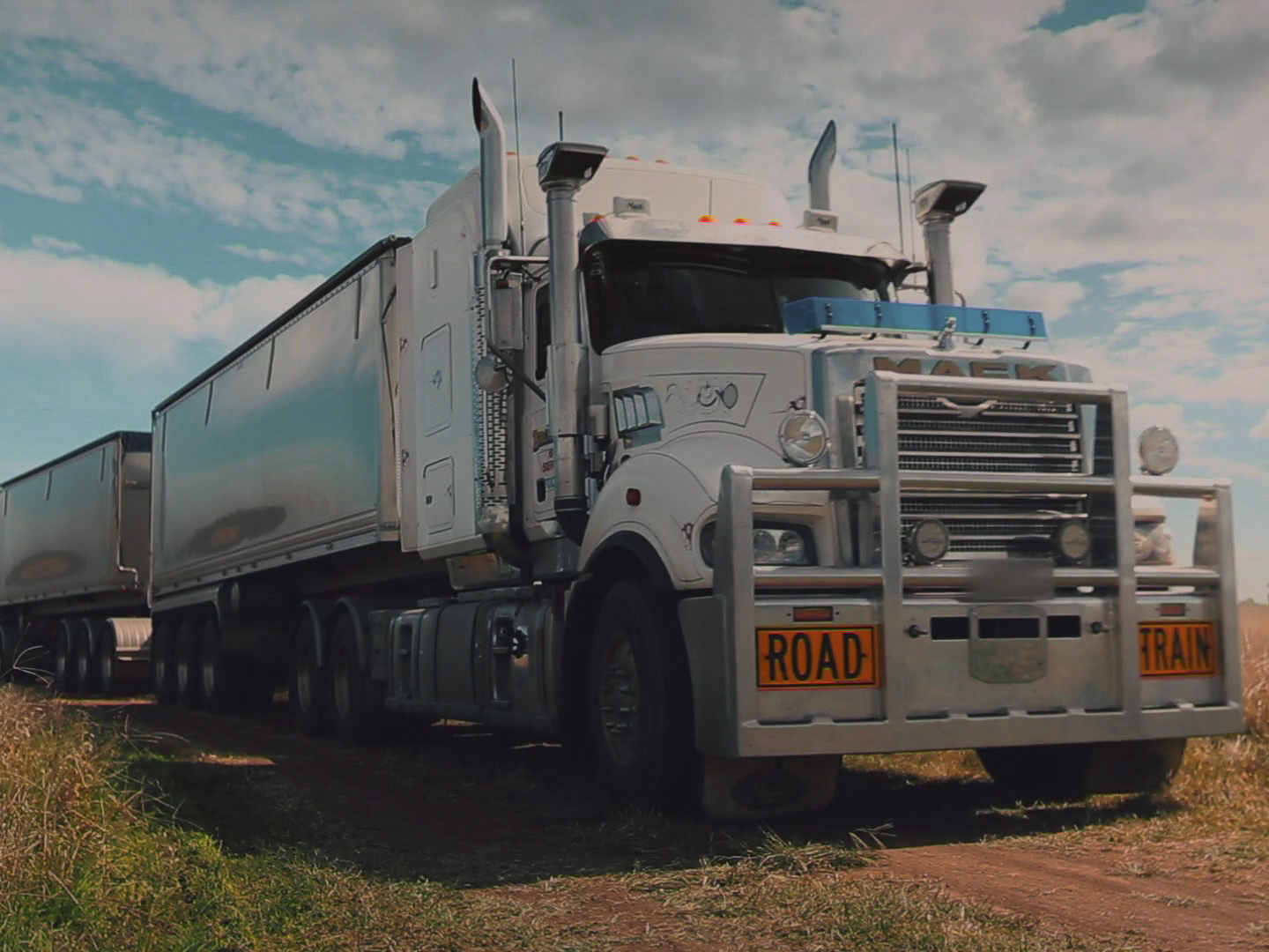 Prime Video: Mega Machines - Season 1