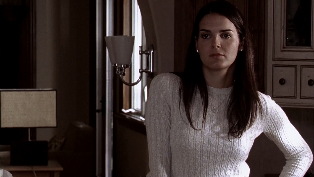 Prime Video: Glass House: The Good Mother