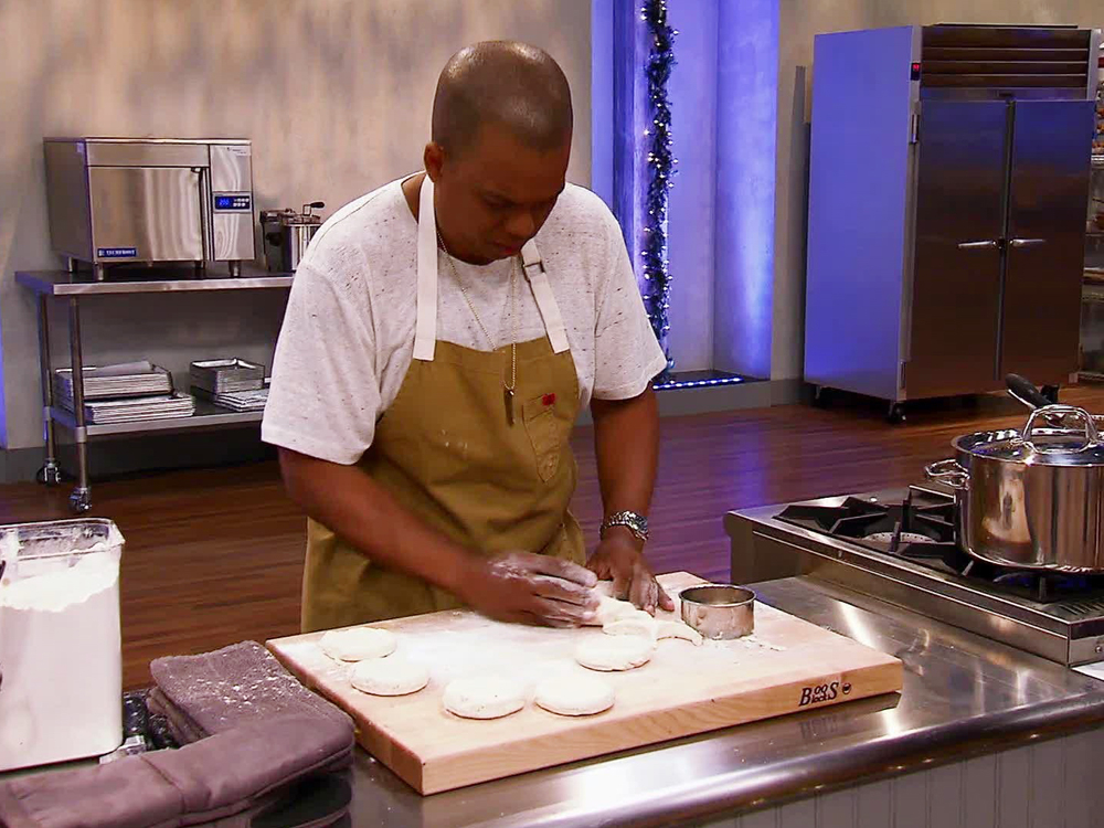 Prime Video: Holiday Baking Championship - Season 1