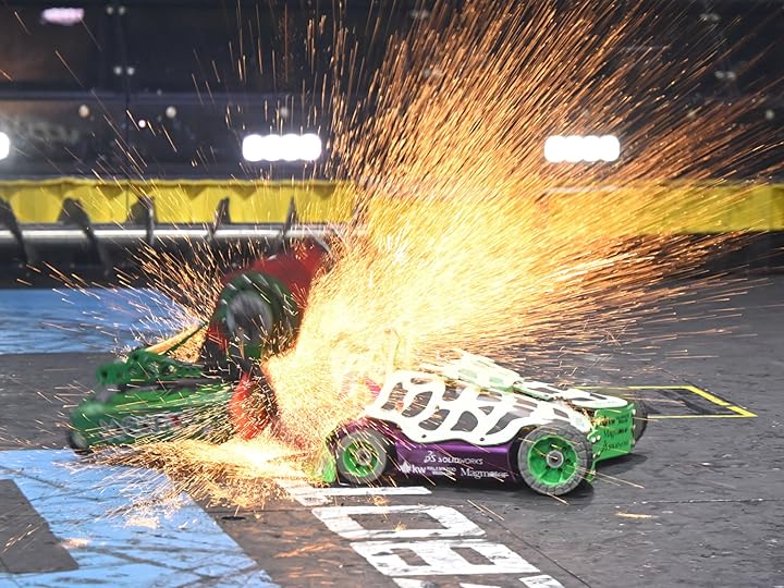 Amazon.com: BattleBots - Season 8 : Kenny Florian, Chris Rose, Wyatt ...