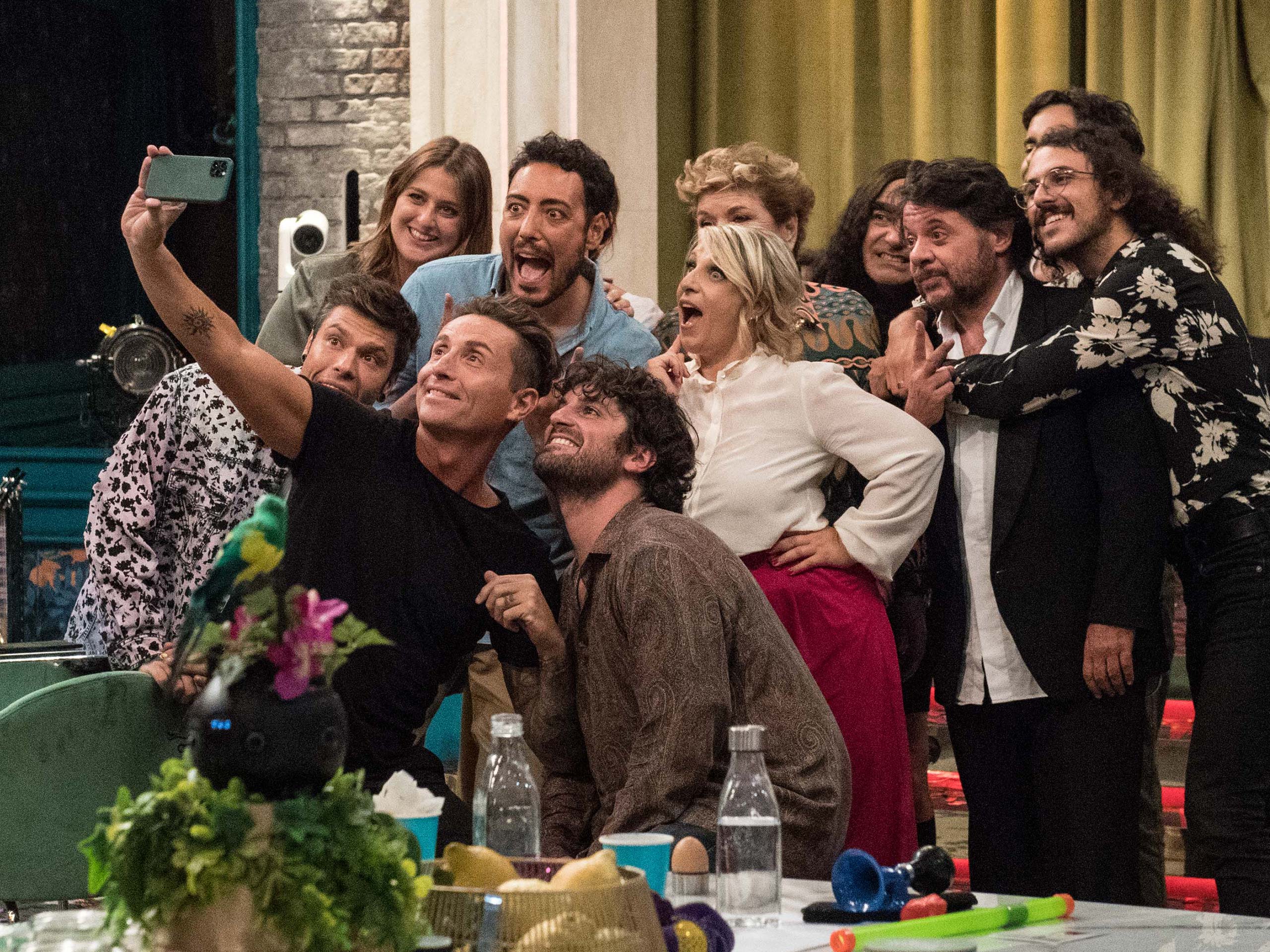 Prime Video: LOL: Last One Laughing Italy - Season 1