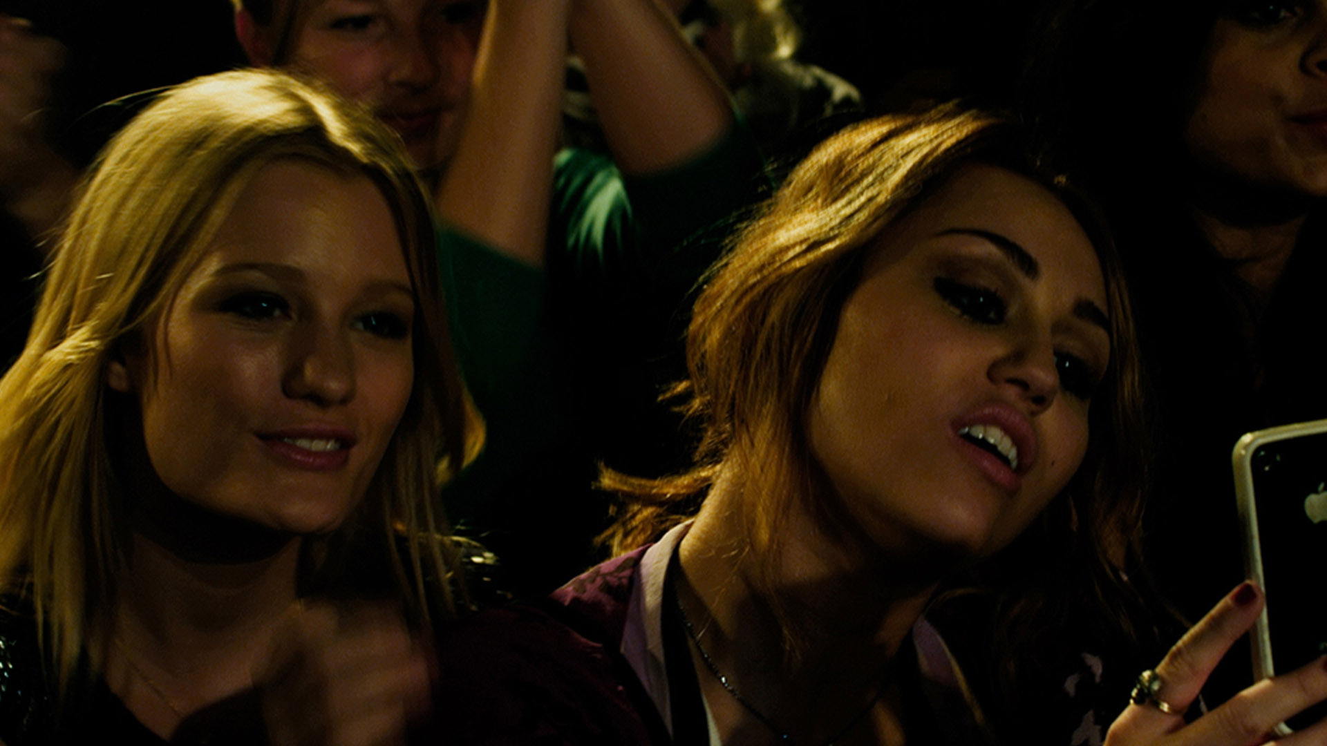 Amazon.co.jp: LOL : Miley Cyrus, Demi Moore, Ashley Greene, Thomas Jane ...