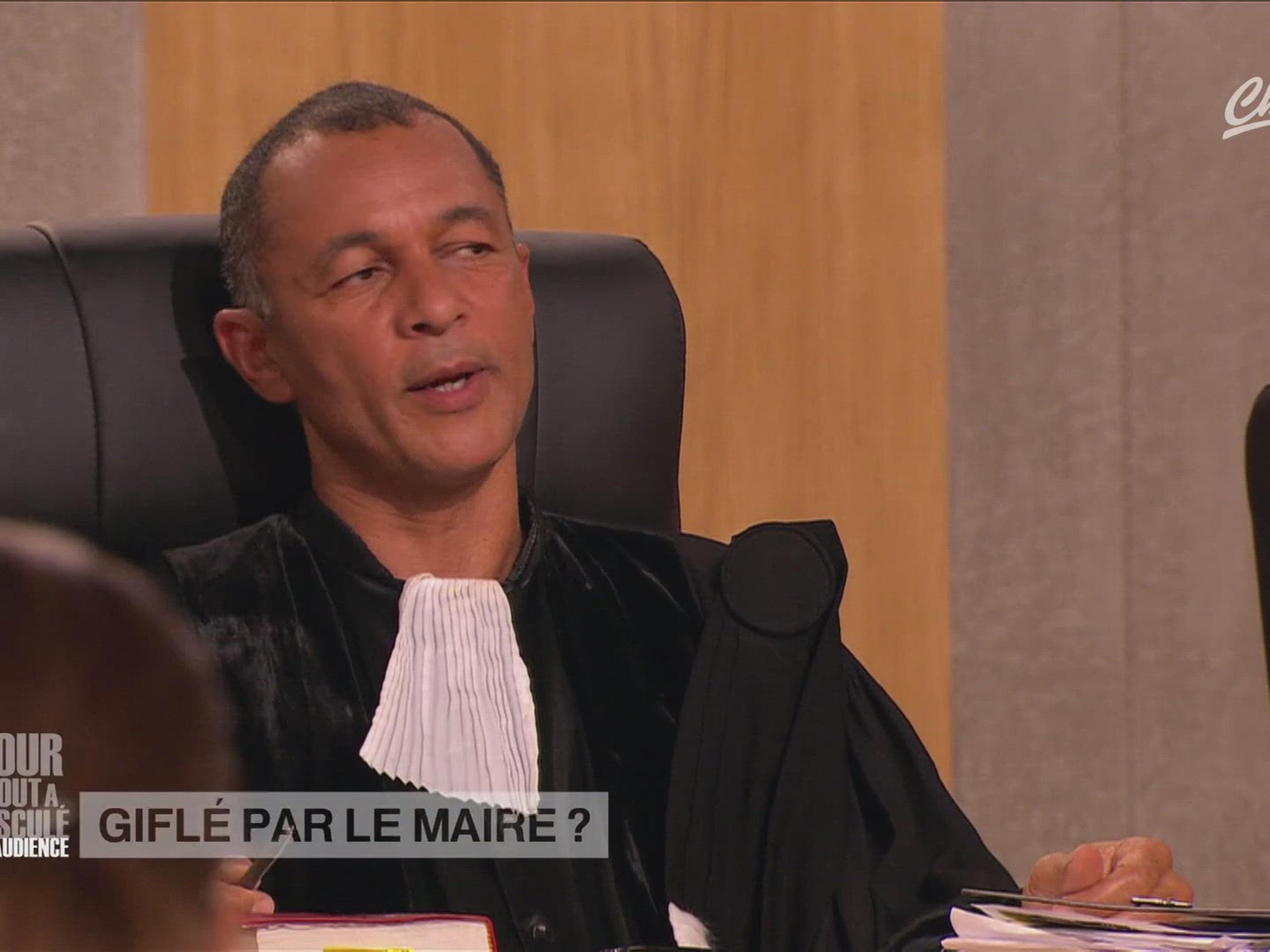 Prime Video: LE JOUR OU TOUT A BASCULE... A L'AUDIENCE - Saison 1