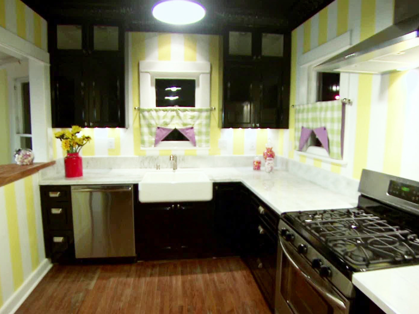 Prime Video: House Crashers - Season 9