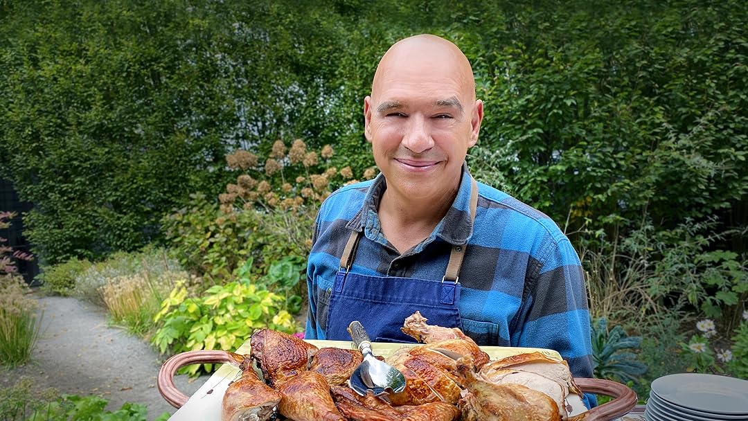 Prime Video: Symon's Dinners Cooking Out - Season 4