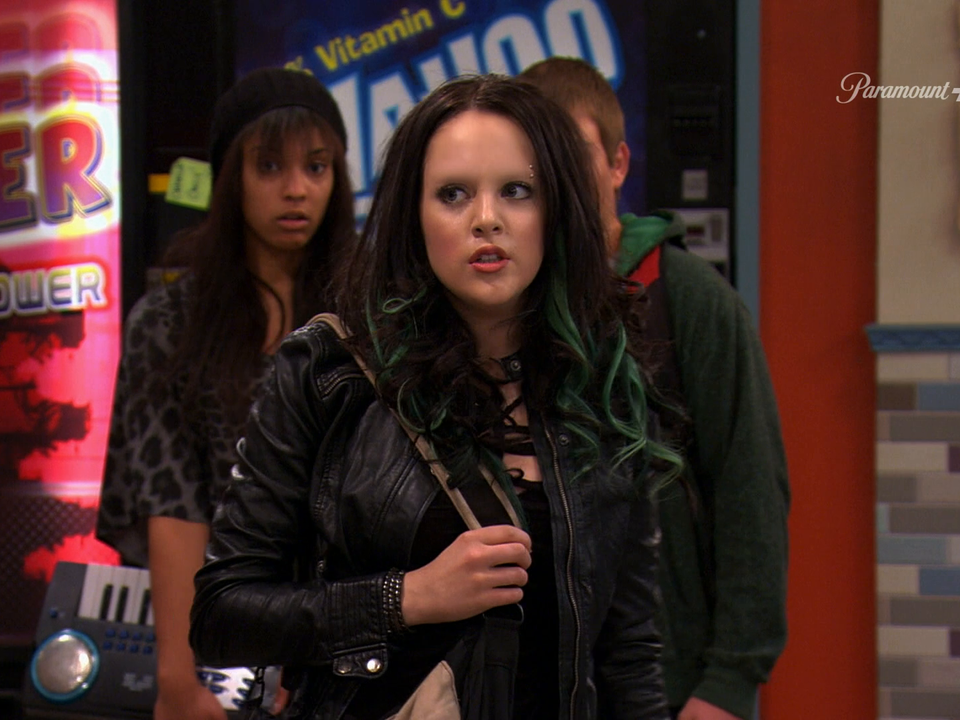 Prime Video: Victorious Season 3