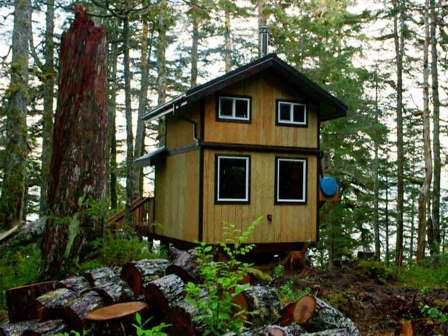 Prime Video: Building Alaska - Season 101