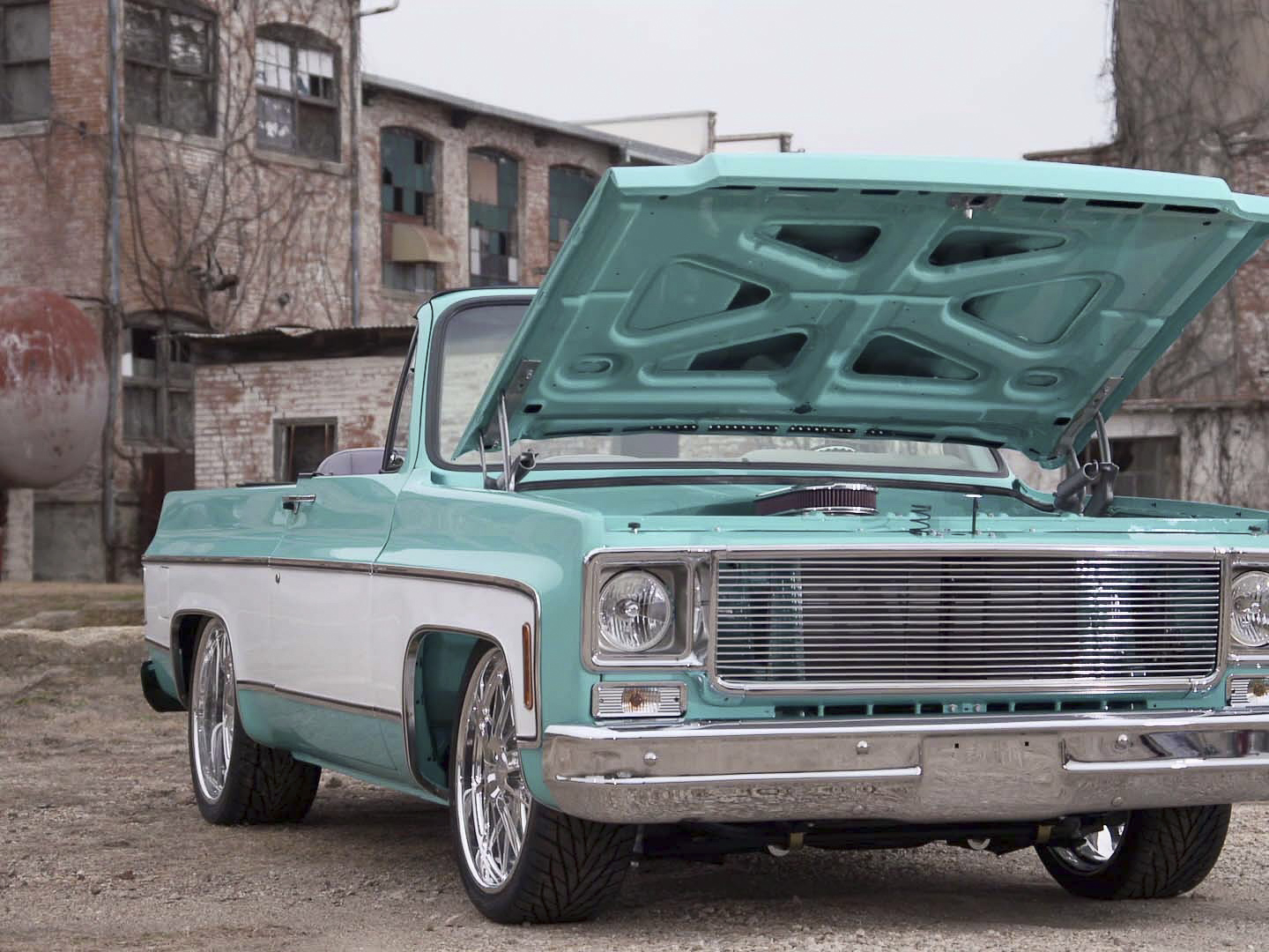 Prime Video: Misfit Garage - Season 6