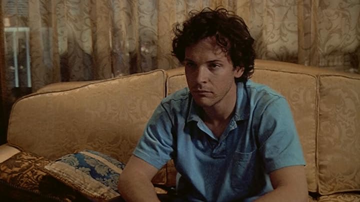 The Centre of The World : Molly Parker, Peter Sarsgaard, Carla Gugino ...