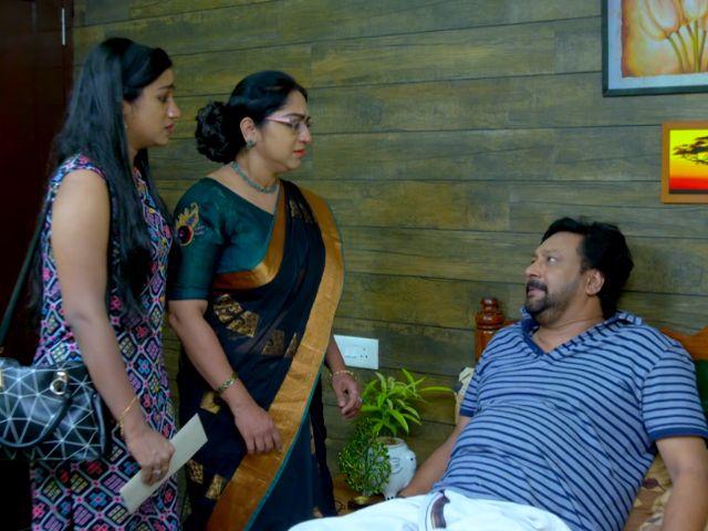 Prime Video: Thumbapoo Season 4