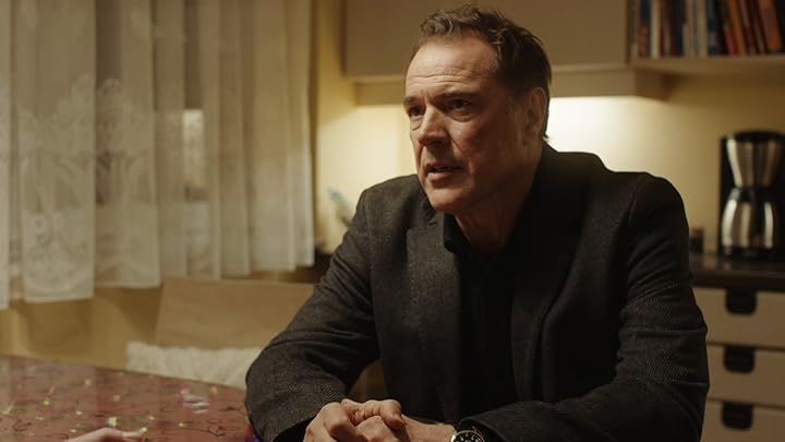 Euer Ehren : Sebastian Koch, Ursula Strauss, Sascha Alexander Gersak ...