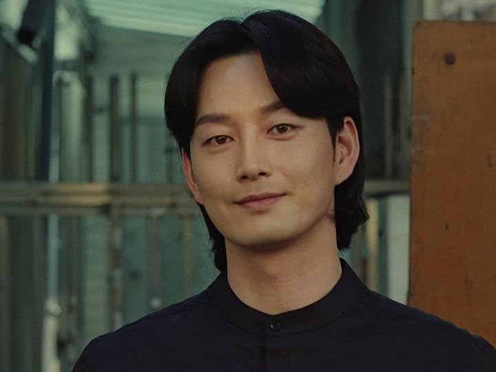 Prime Video: Strangers From Hell - Season 1