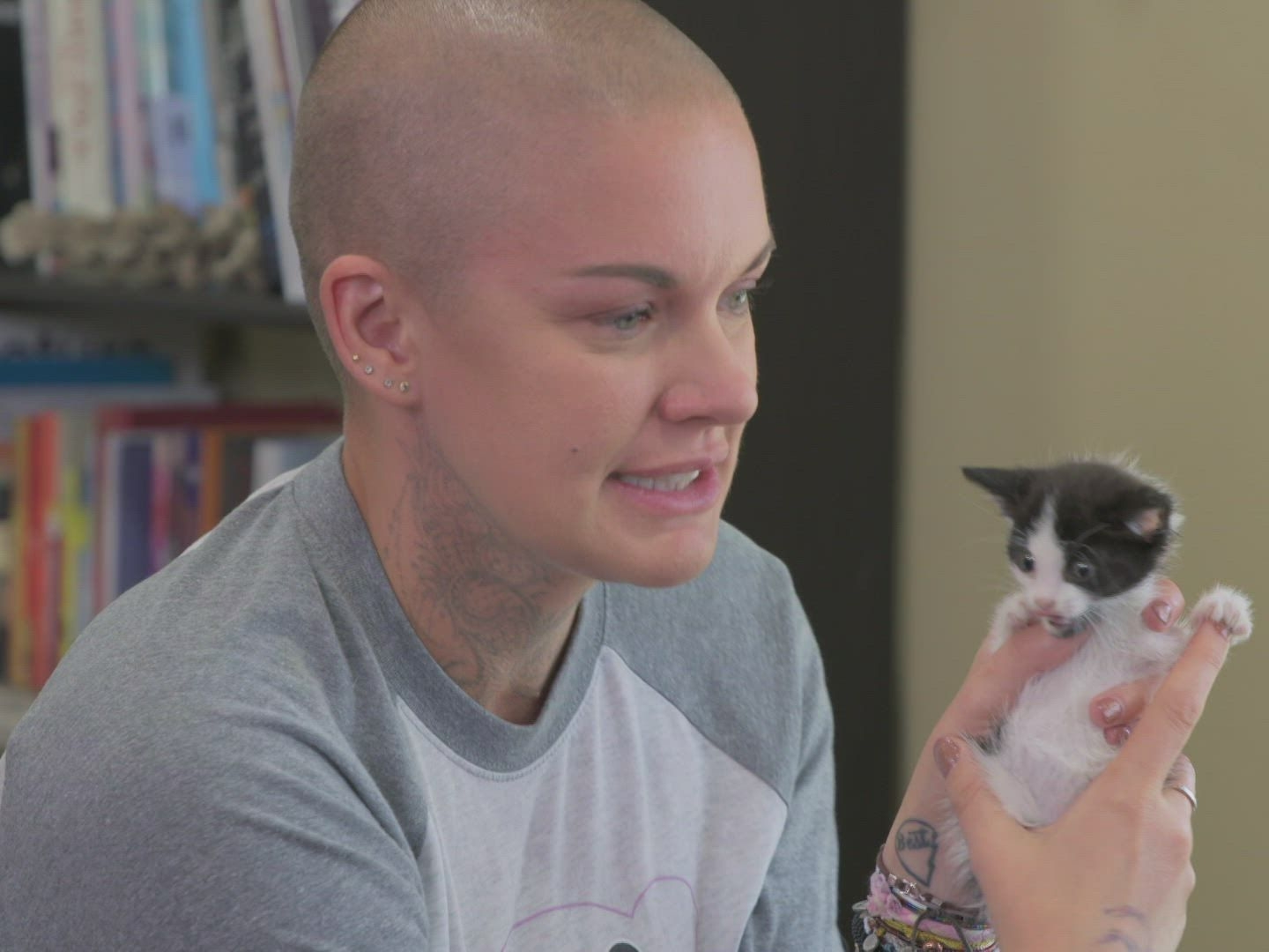 Prime Video: Amanda To The Rescue - Season 2