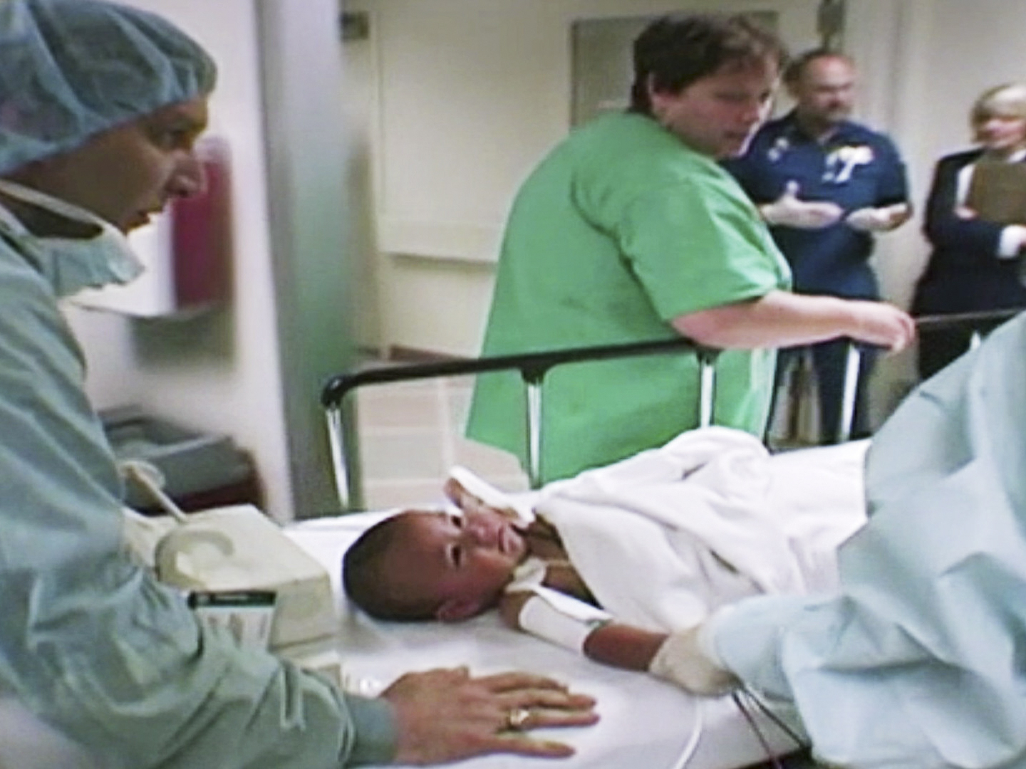 Prime Video: Trauma: Life in the ER - Season 4