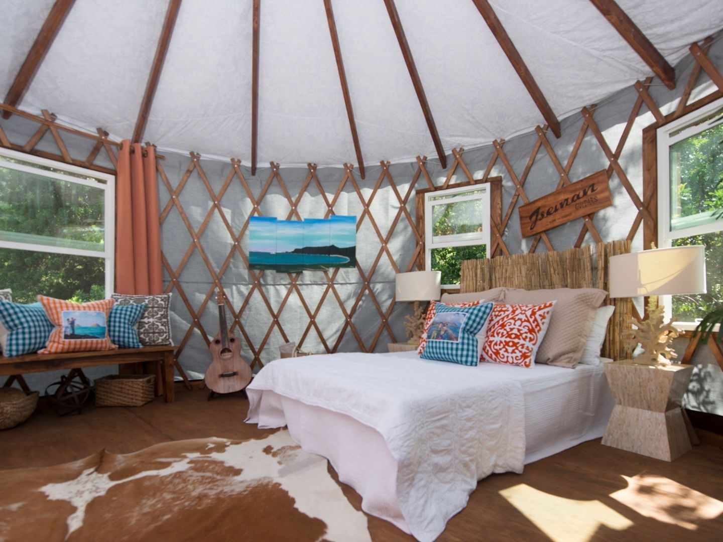 Prime Video: Love Yurts - Season 1