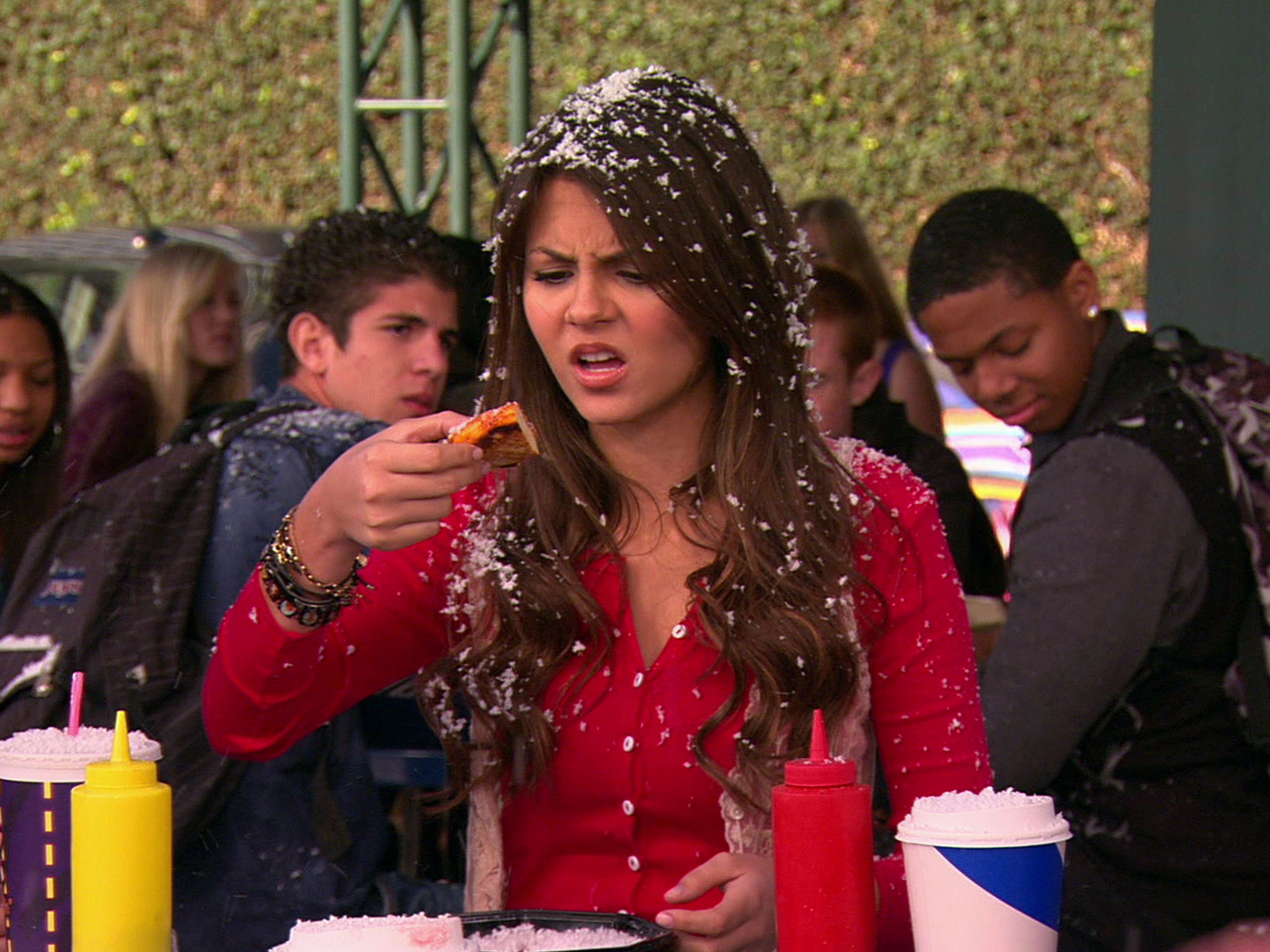 Photos Of Victorious Season Two Promos 05 New