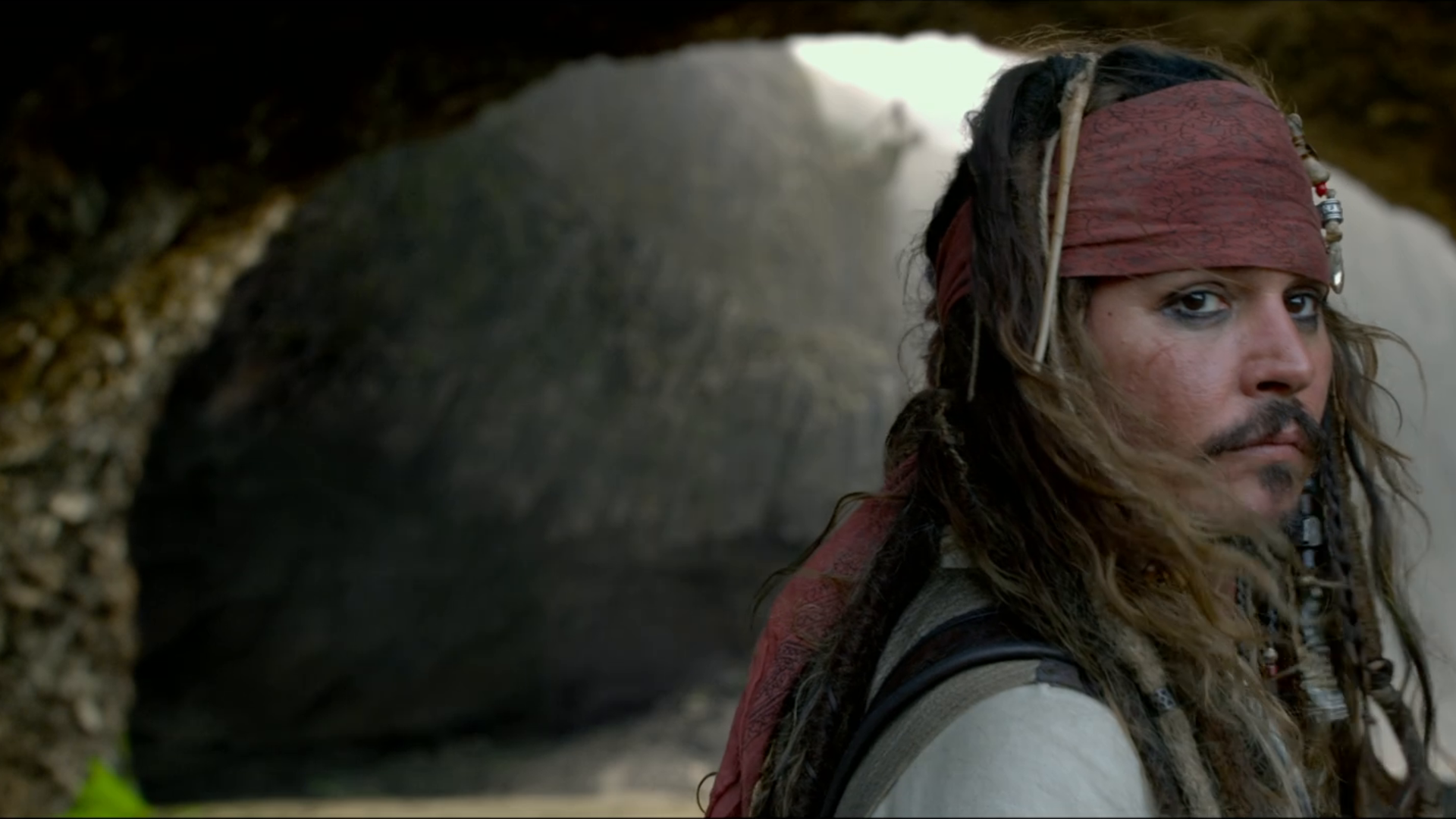 Watch Pirates of the Caribbean: On Stranger Tides (Bonus Content ...