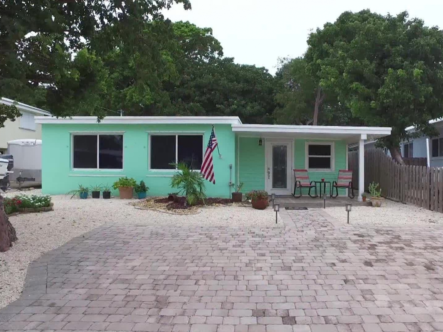 Prime Video: Island Life - Season 8