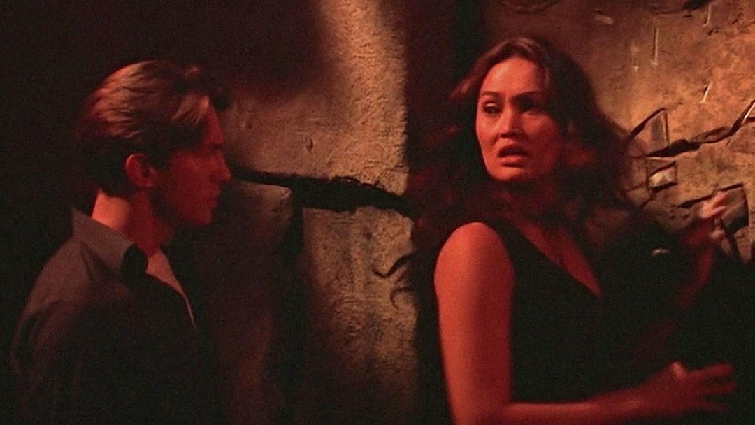 Prime Video: Relic Hunter