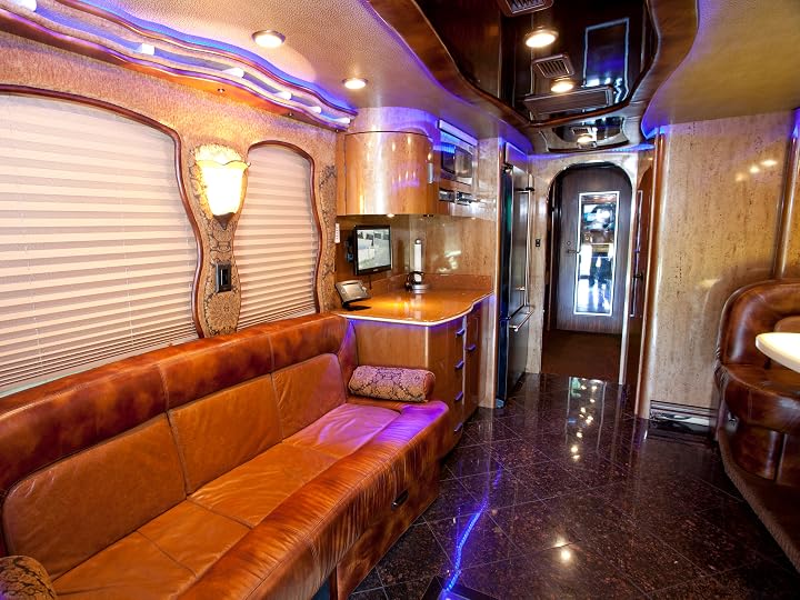Prime Video: Celebrity Motor Homes - Season 1