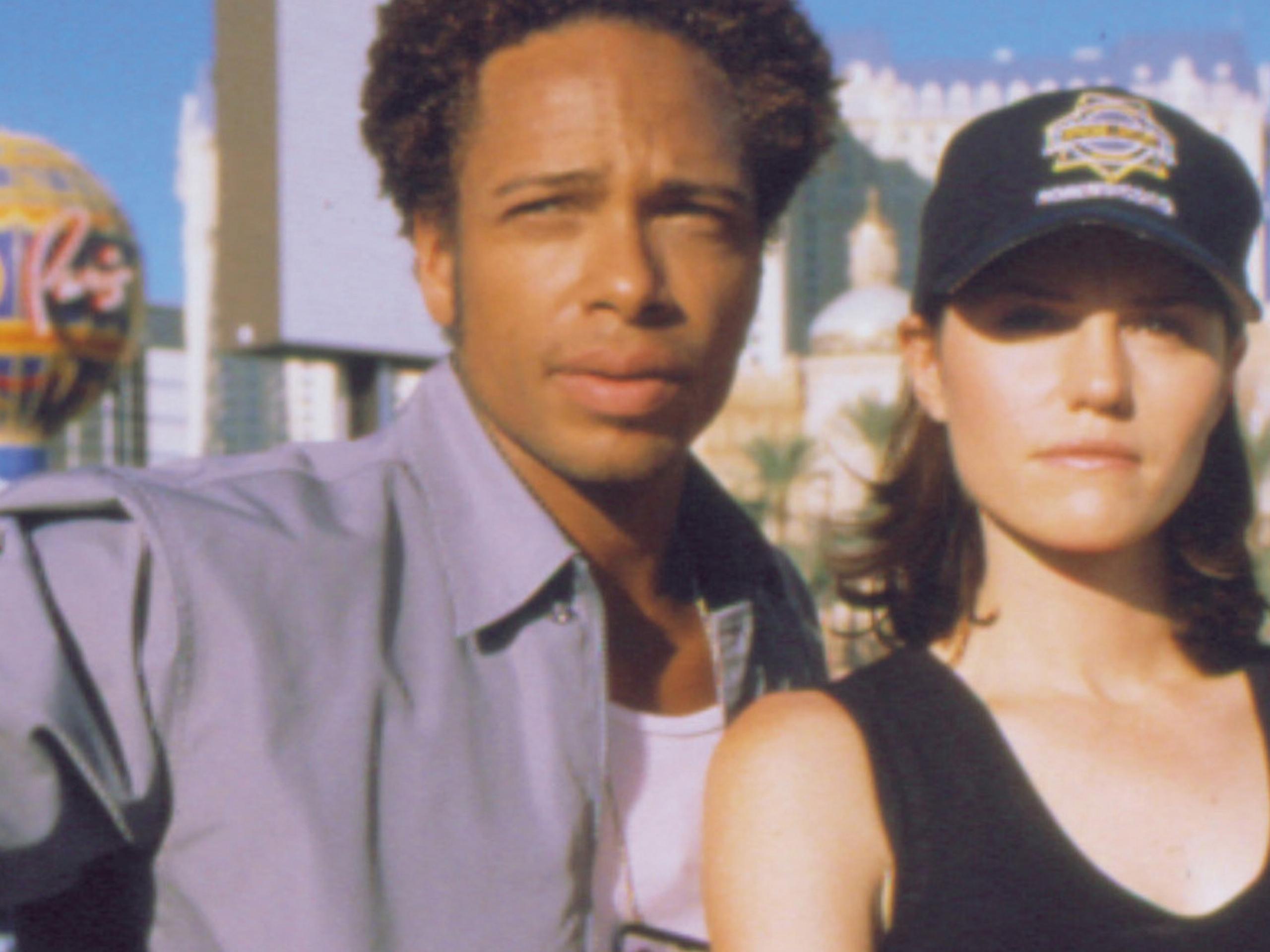 Prime Video: Les experts - Saison 1