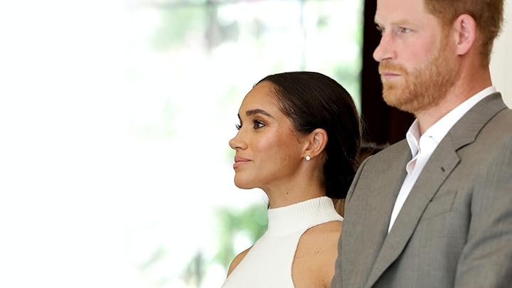 Amazon.com: Meghan and Harry: The New Revelations : Ed Stradling, Diani ...