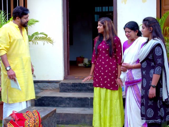 Prime Video: Thumbapoo Season 1