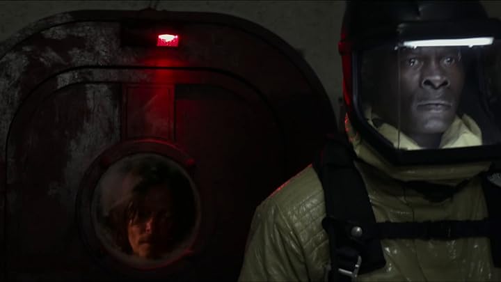 Amazon.com: Air : Norman Reedus, Djimon Hounsou, Sandrine Holt ...