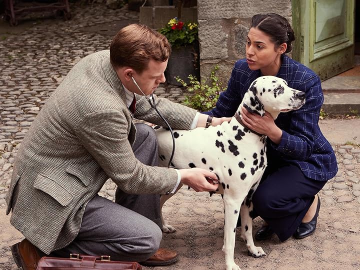 Amazon.com: All Creatures Great and Small - Season 3 : Nicholas Ralph ...