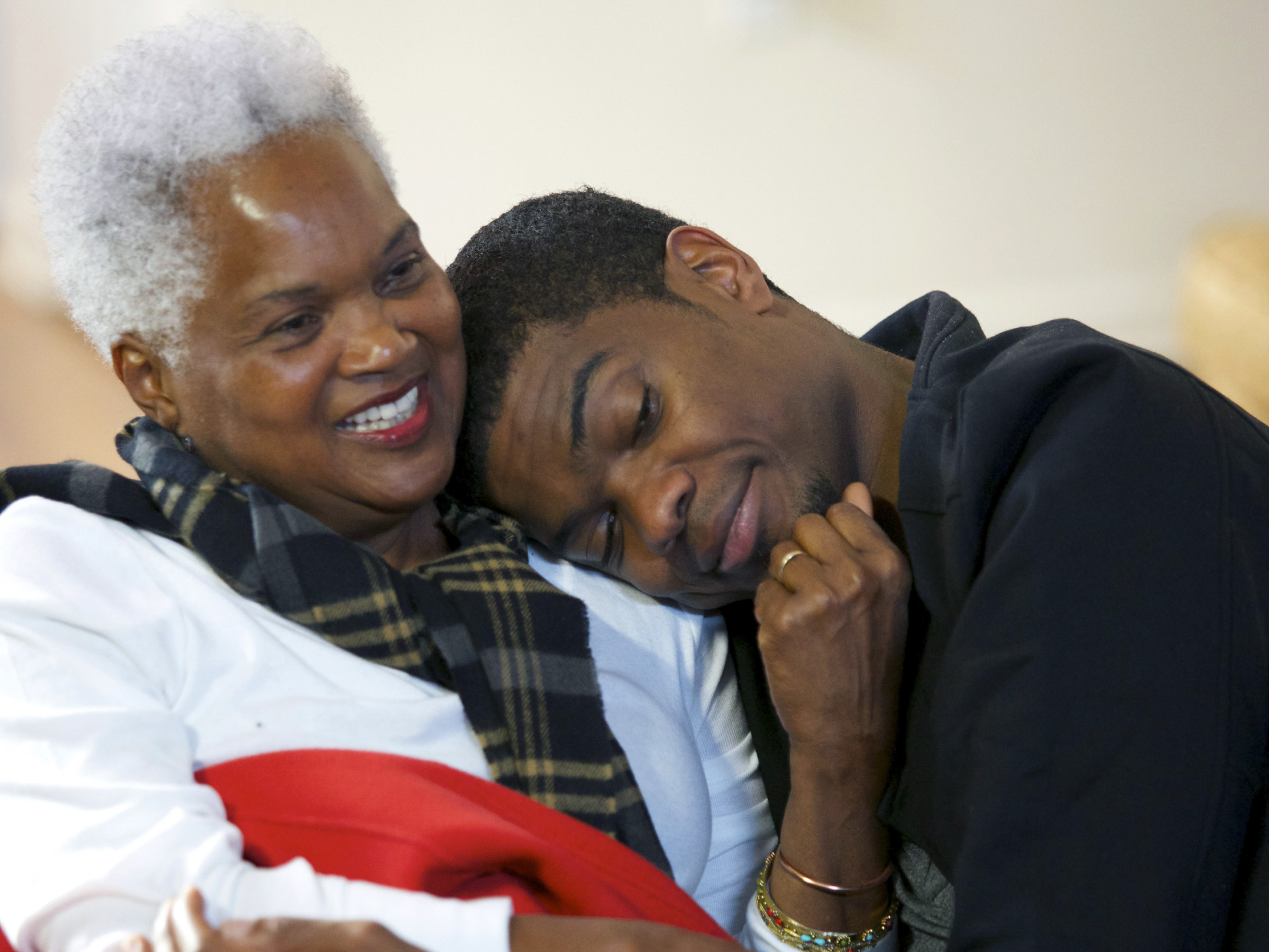 Prime Video: 2 Fat 2 Fly - Season 1