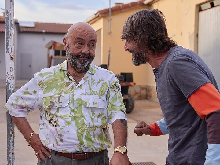 Prime Video: El Pueblo - Temporada 4