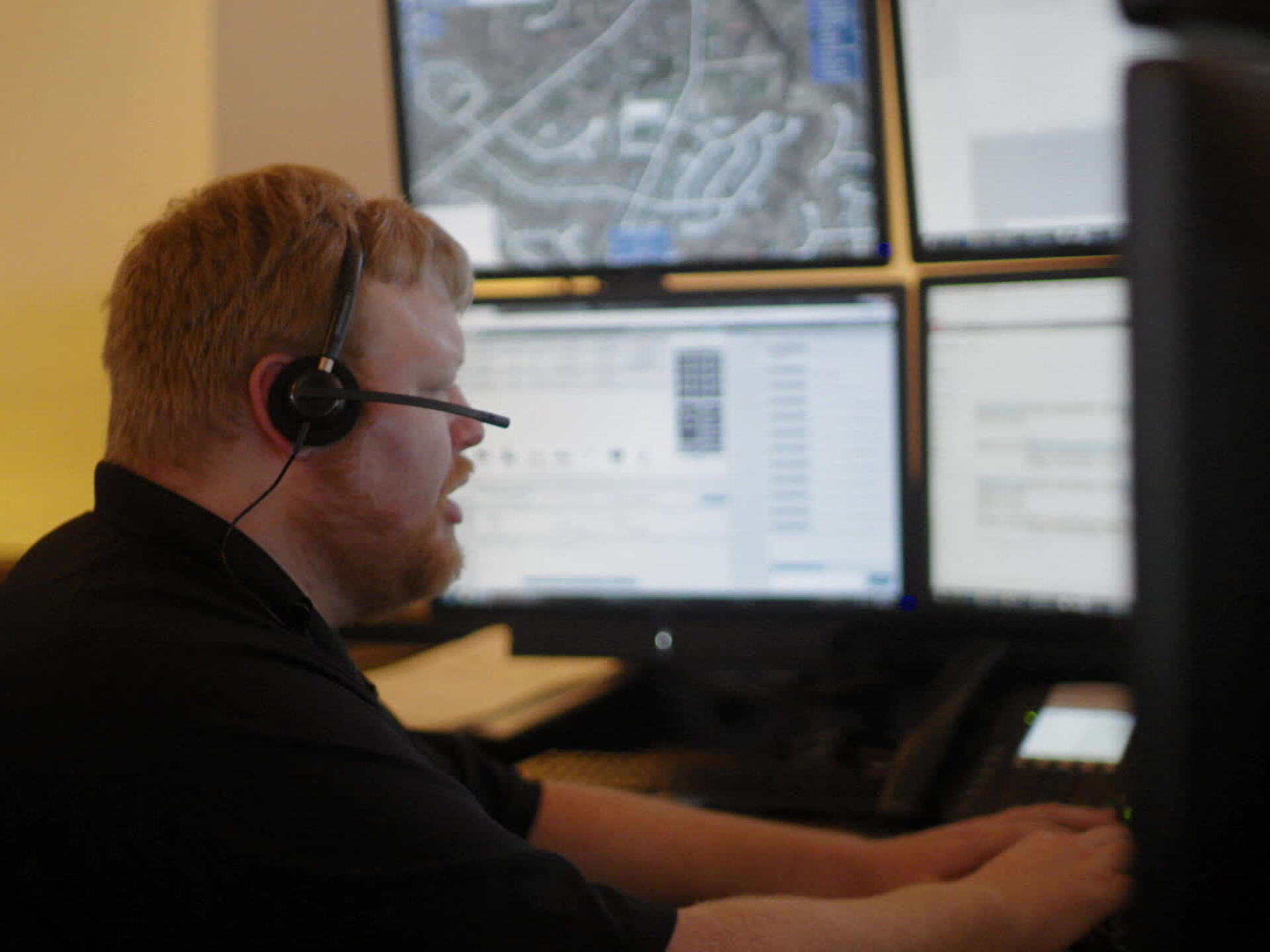 Prime Video: 911 Crisis Center - Season 1