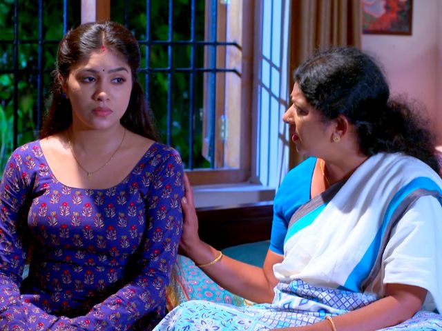 Prime Video: Thumbapoo Season 4