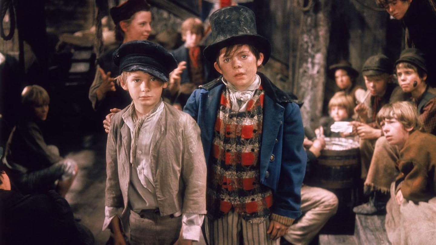 Amazon.com: Oliver! : Ron Moody, Shani Wallis, Oliver Reed, Harry ...