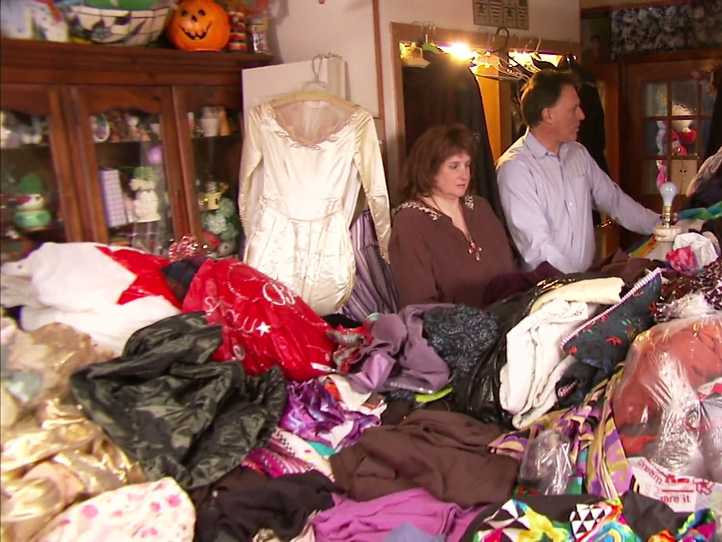 Prime Video: Hoarding: Buried Alive - Season 1