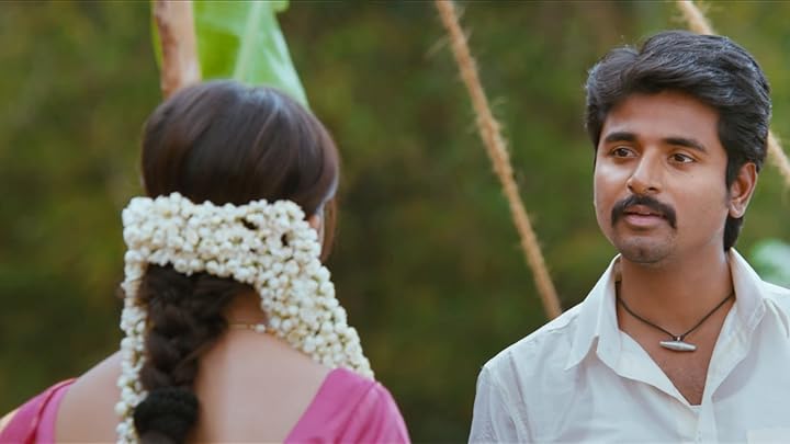 Watch Varuthapadatha Valibar Sangam | Prime Video