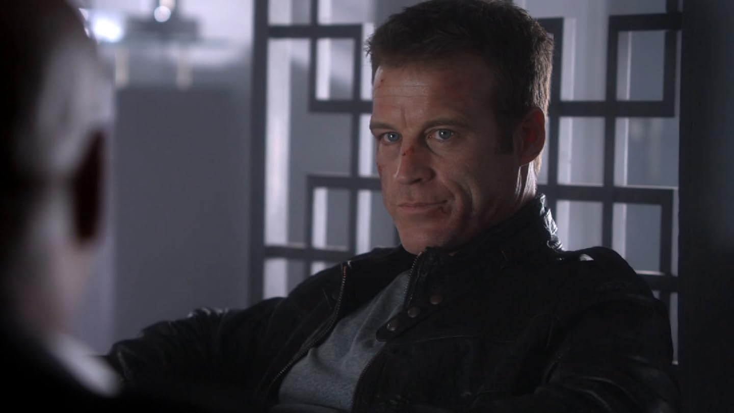 Watch Human Target: The Complete First Season | Prime Video